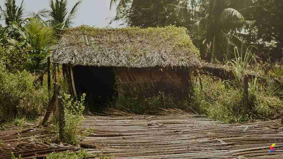 Define Hut, Hut Meaning, Hut Examples, Hut Synonyms, Hut Images, Hut ...