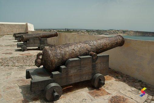 Define Rampart, Rampart Meaning, Rampart Examples, Rampart Synonyms ...