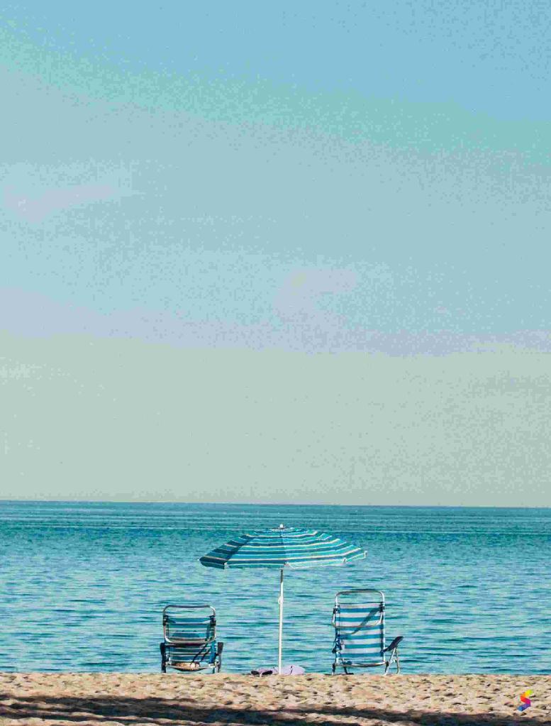 Define Seaside, Seaside Meaning, Seaside Examples, Seaside Synonyms ...