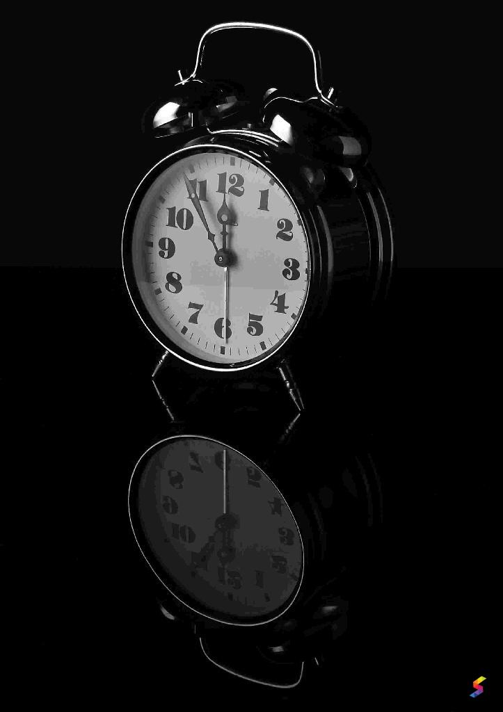 Define Clock Clock Meaning Clock Examples Clock Synonyms Clock Define Clock Clock Meaning Clock Examples Clock Synonyms Clock