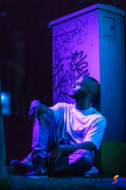 Define Ghetto, Ghetto Meaning, Ghetto Examples, Ghetto Synonyms, Ghetto ...