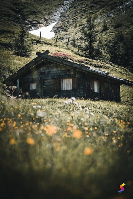 Define Hut, Hut Meaning, Hut Examples, Hut Synonyms, Hut Images, Hut ...