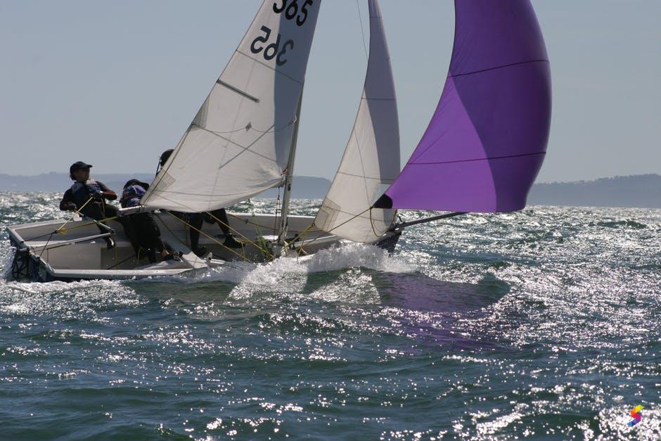 Define Dinghy Dinghy Meaning Dinghy Examples Dinghy Synonyms Dinghy