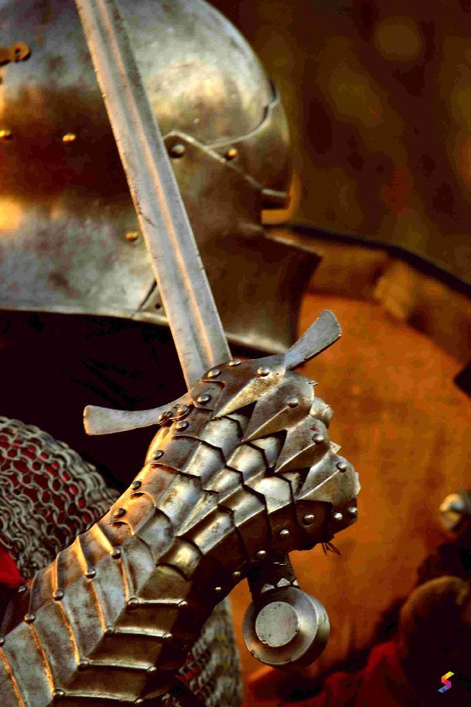 Define Knight, Knight Meaning, Knight Examples, Knight Synonyms, Knight ...